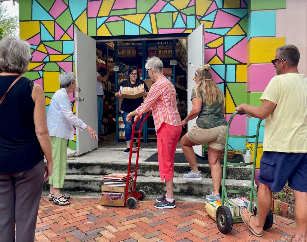 Volunteer – Friends of the Key West Library